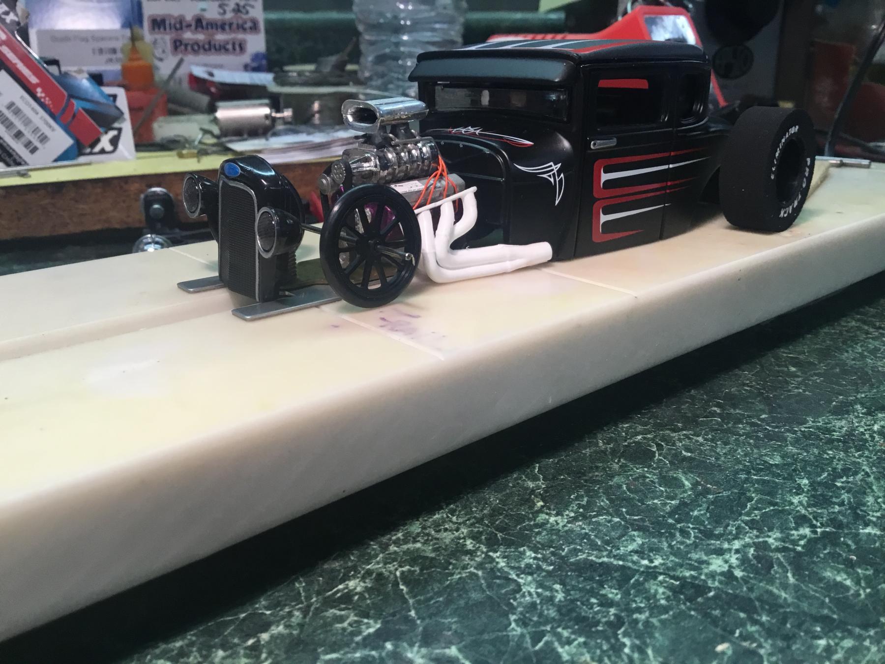 Brushless diecast five-window coupe - Brushless slot car technology ...